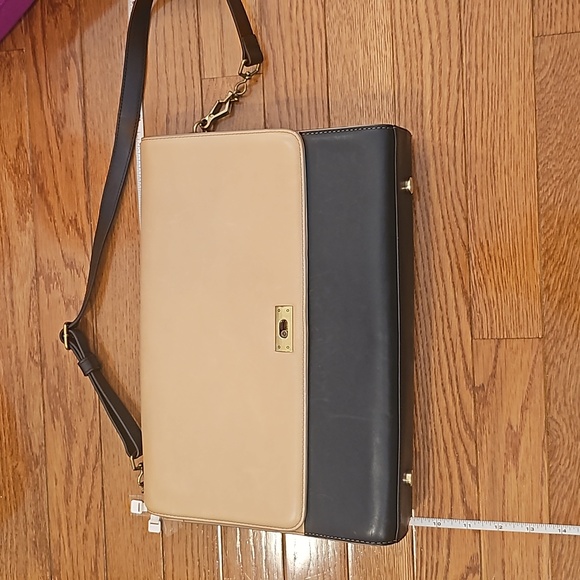 J. Crew | Bags | J Crew Leather Shoulder Bag In Tan And Black Color ...